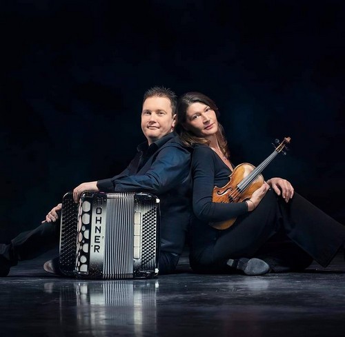 Duo Abrazo | Oukonva